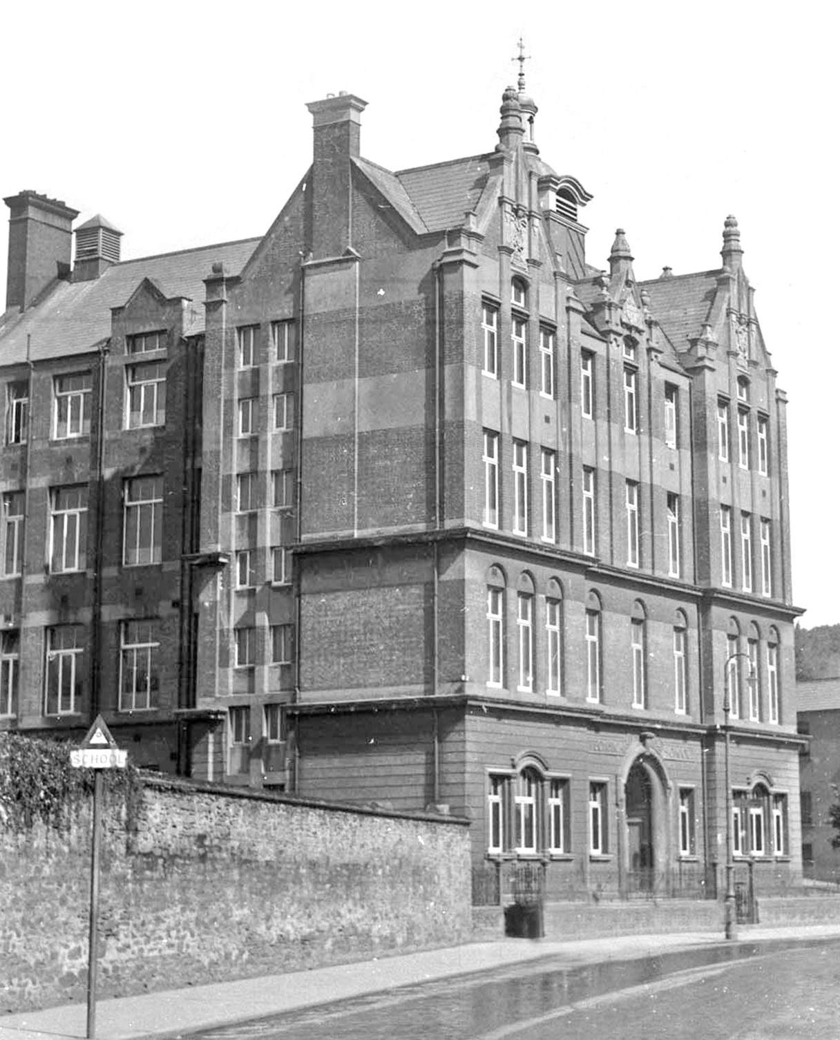 Schools | The Built Architectural Heritage Project